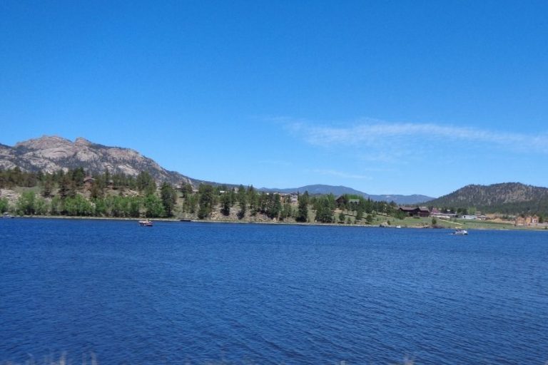 21 Gorgeous Lakes in Colorado for Summer Fun in 2026